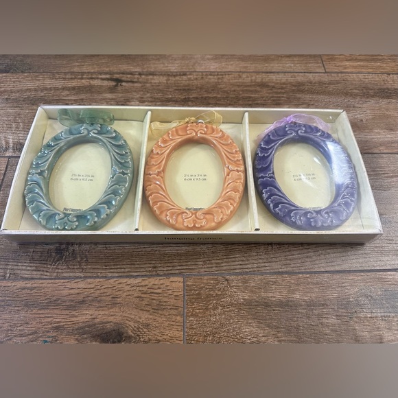 Pier 1 | Wall Decor | Pier Imports Hanging Ceramic Frames New Old Stock ...